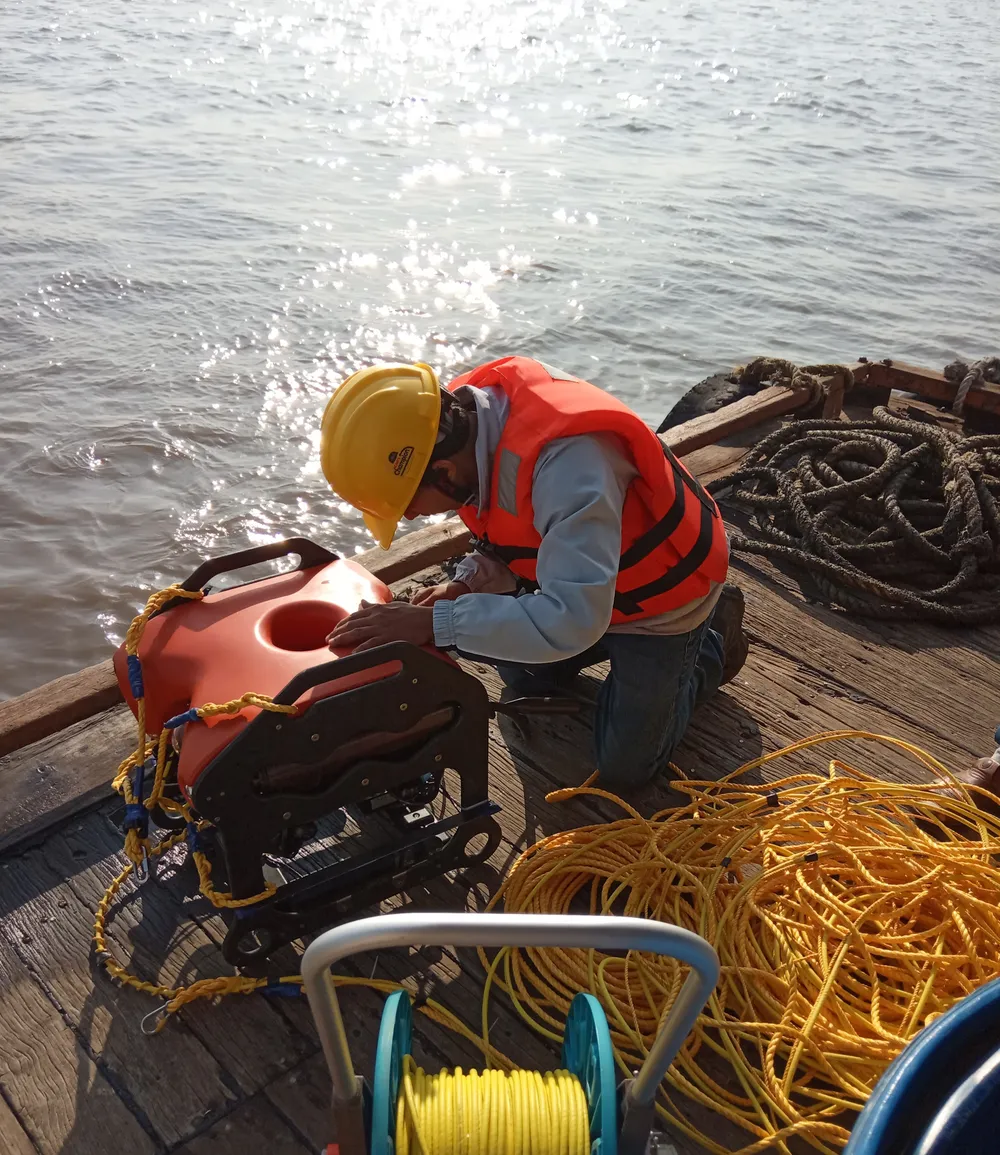 Underwater Research ROV Solutions | EyeROV